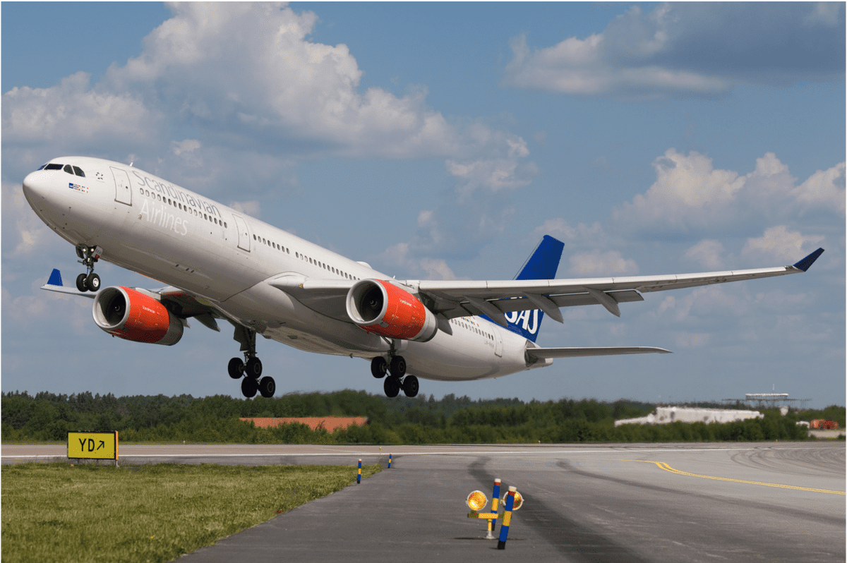 Slange ødelægger motor på SAS fly - InsideFlyer DK