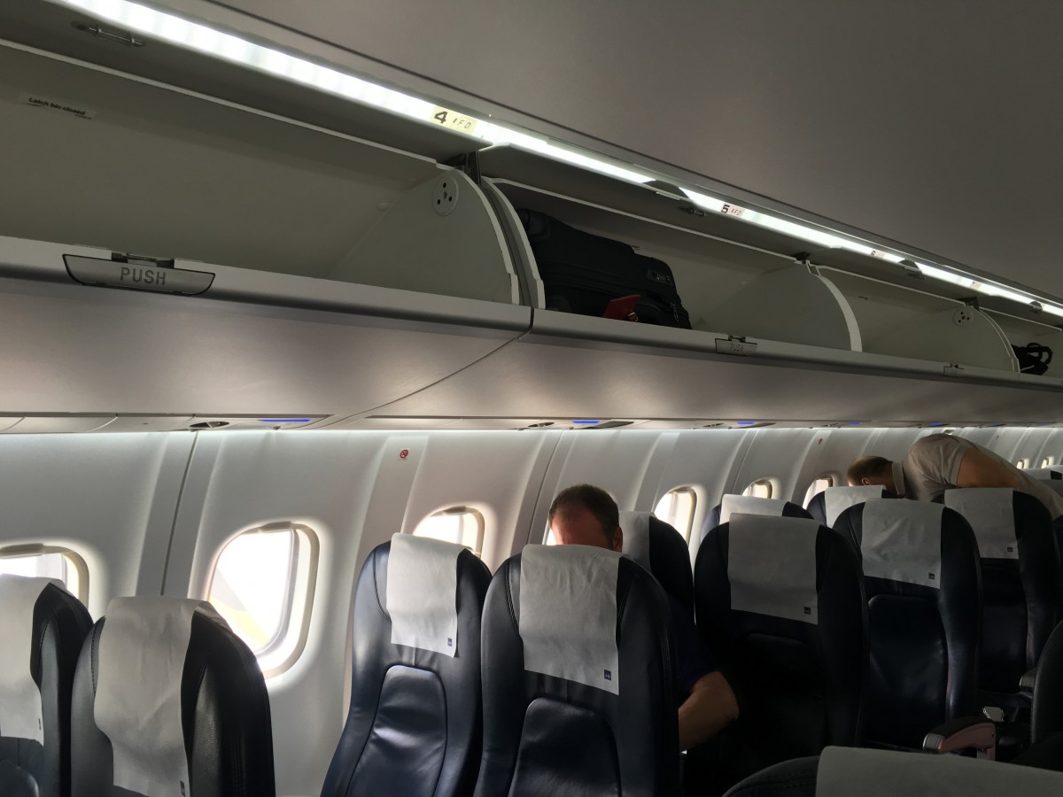 InsideFlyer DK - SAS Jet Time ATR72 fra Berlin til København - Juni ...