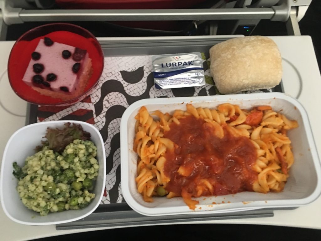 Anmeldelse: TAP Portugal i economy class fra København og til Lissabon ...