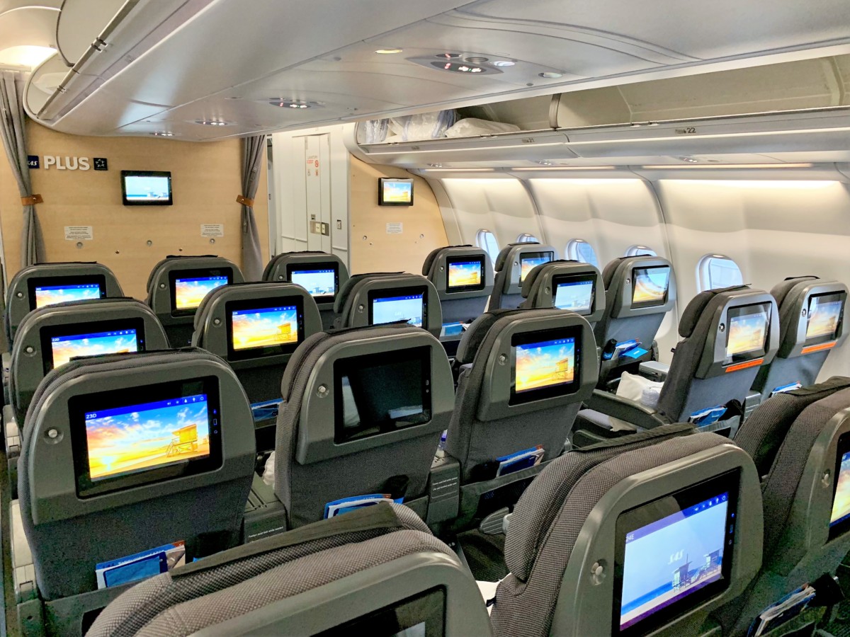 Anmeldelse: SAS Plus på en tur mellem Stockholm og Los Angeles ...