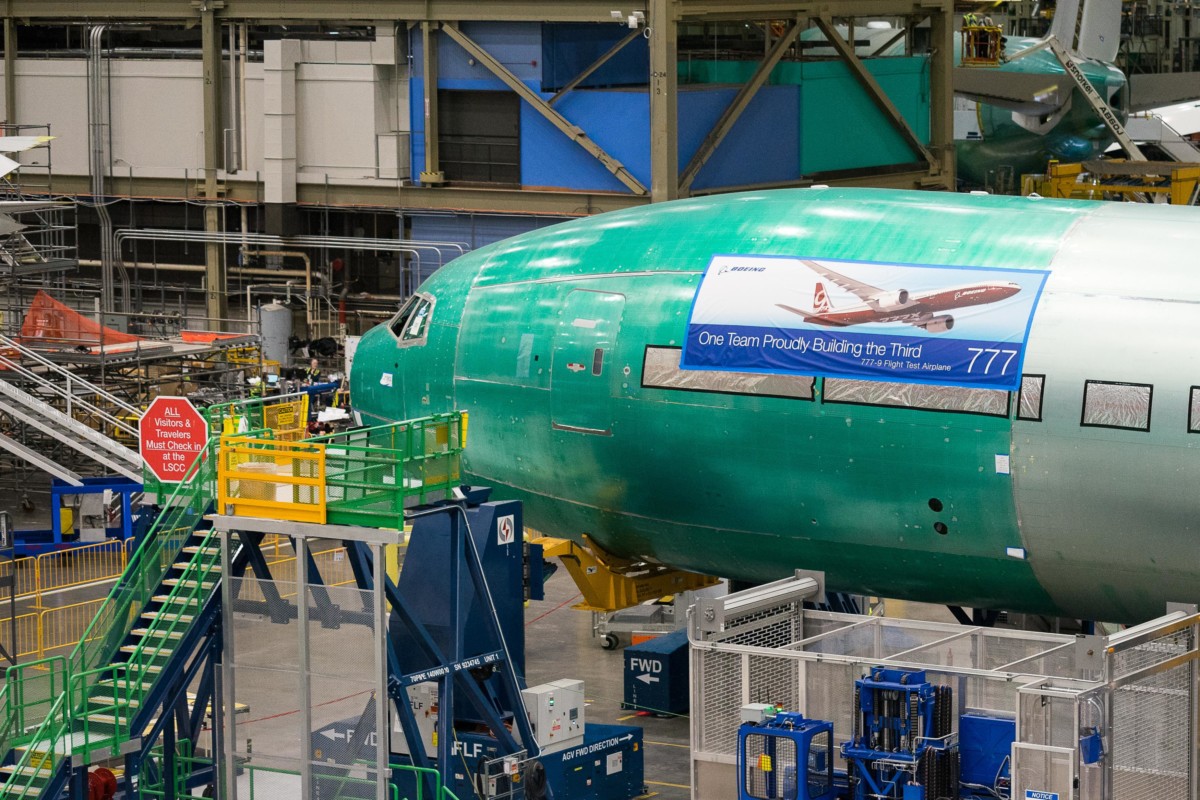 Lufthansa's første 777-9 tager form på Boeing fabrikken i Seattle