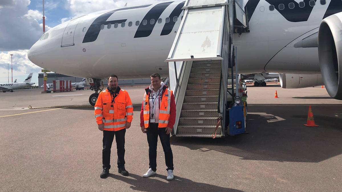 outside-plane - InsideFlyer DK