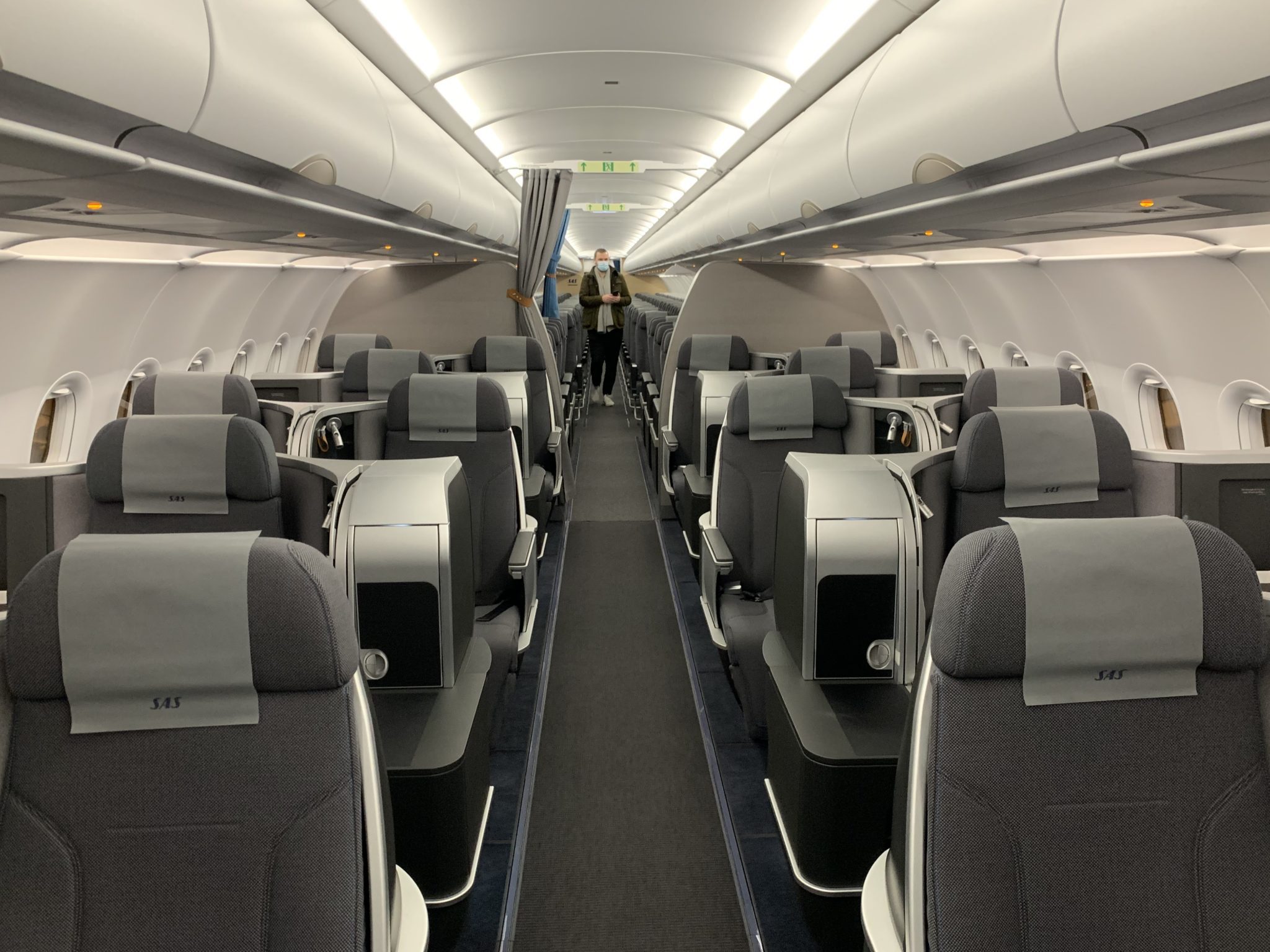 Første billeder: Sådan ser SAS Airbus A321LR kabinen ud | InsideFlyer DK