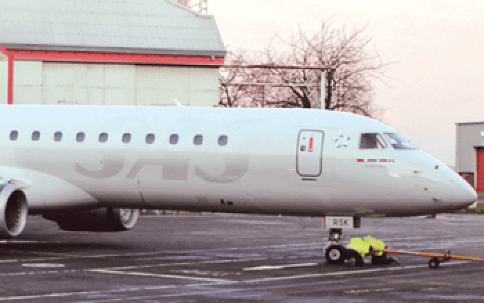 Her er billede af den første SAS Link Embraer E195 - InsideFlyer DK